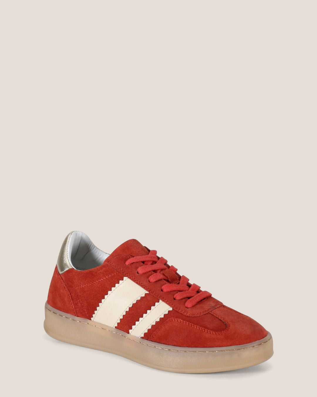 Jon Qwill – Diba Shoes